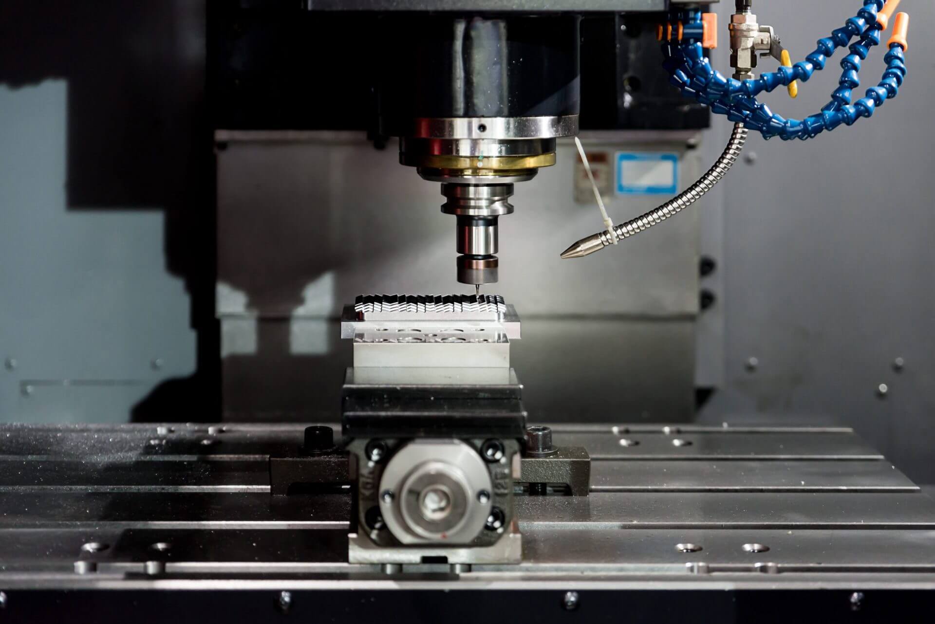 A Comprehensive Guide To CNC Machining And Its Applications | Xavier