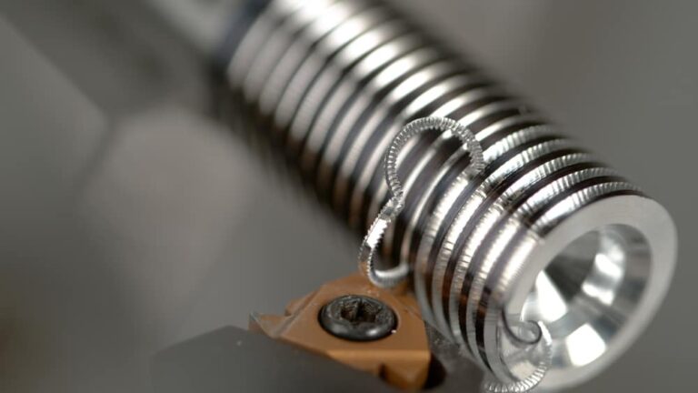 Understanding Thread Machining: Process, Methods, & Cutting Guide | Xavier